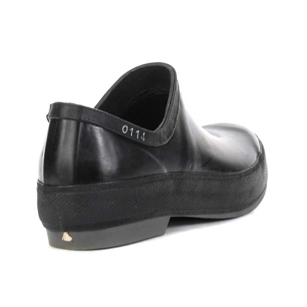 XTRATUF Women's Legacy Black Rubber Clogs - WOOKI.com
